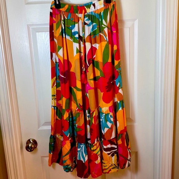 True Destinations | Pants & Jumpsuits | True Destinations Floral Resort ...